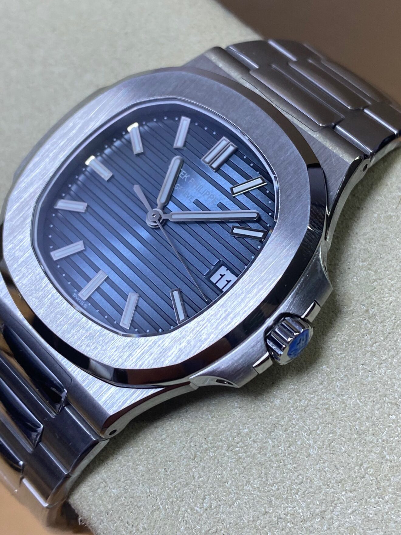 NAUTILUS AZUL - Clon Suizo